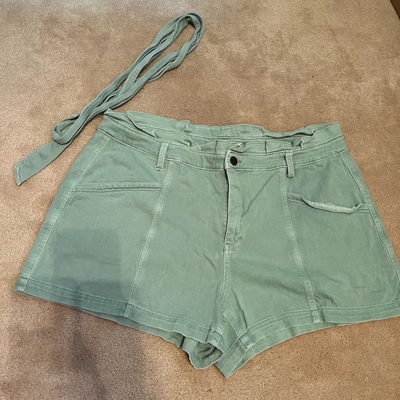 Universal Thread | Shorts | Universal Thread Green Denim Shorts With ...